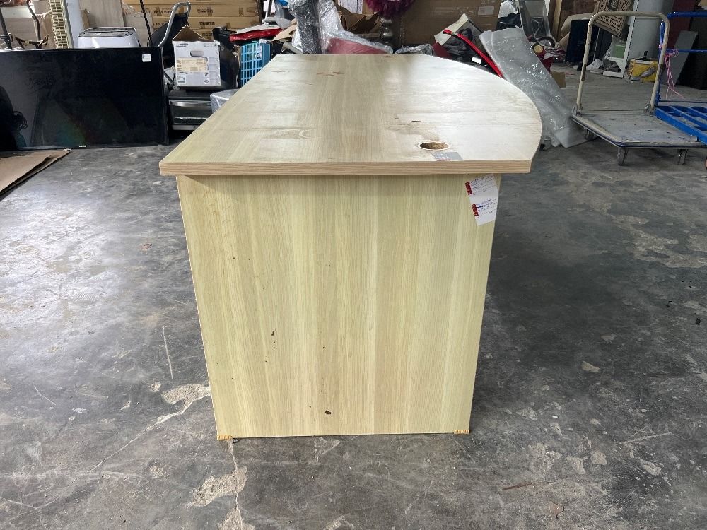 Wooden Working Table White Colour / Meja Kerja Kayu Warna Putih ...