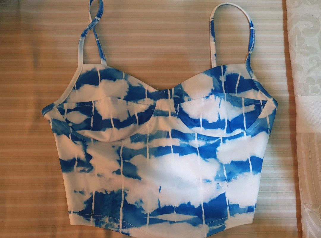Y2k sky top, Women's Fashion, Tops, Others Tops on Carousell