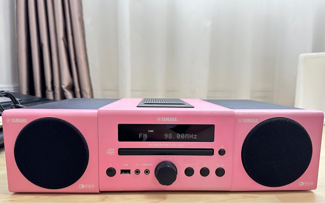YAMAHA pink radio/speaker/cd player, Audio, Portable Music Players on ...