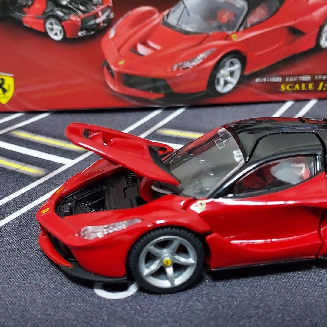 1/43 LaFerrari red, Hobbies & Toys, Toys & Games on Carousell