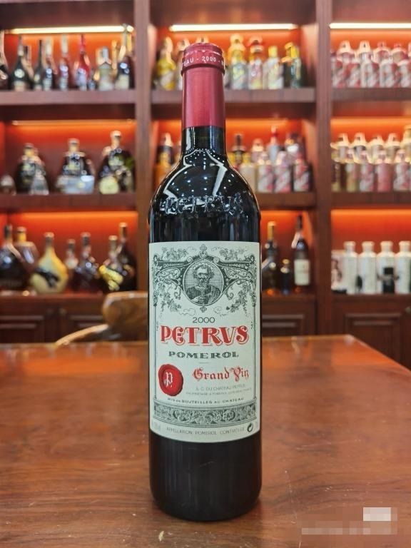 個人高價收酒 紅酒 帕圖斯 petrvs 2000, 嘢食 & 嘢飲, 酒精飲料 - Carousell