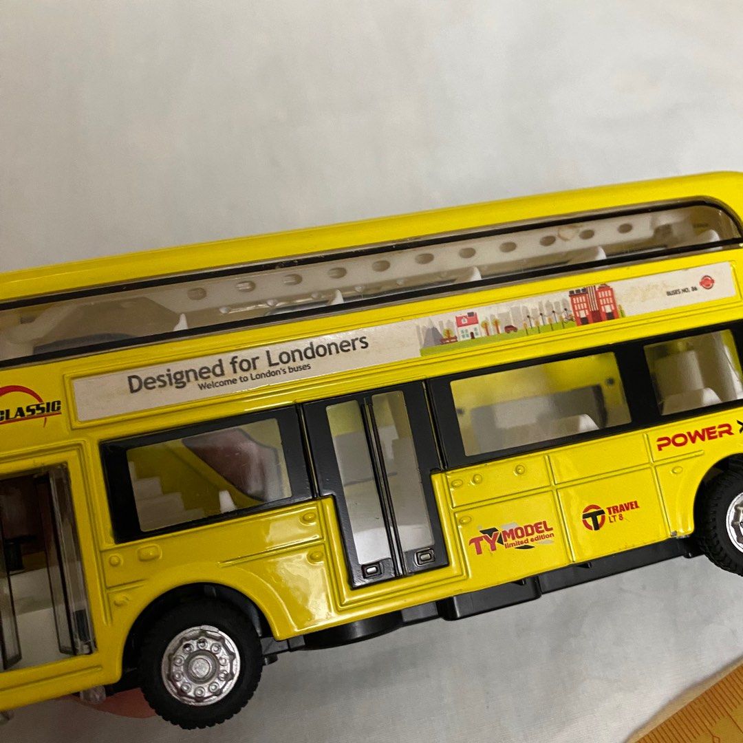 巴士模型 London bus, 興趣及遊戲, 玩具 & 遊戲類 - Carousell