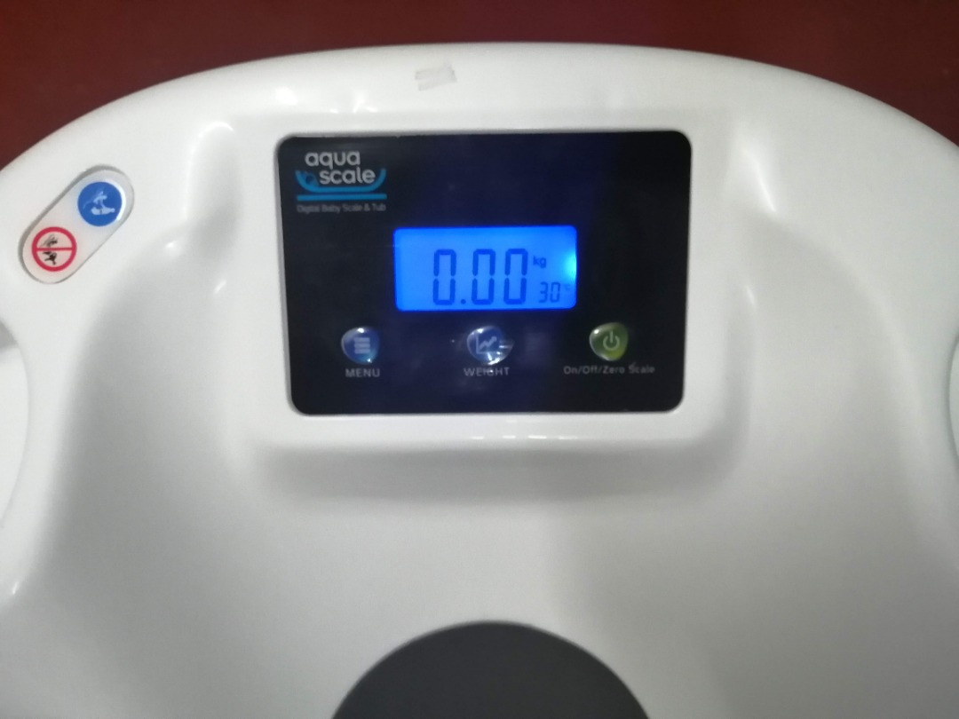Aquascale Digital Scale and Thermometer 3-in-1, Babies & Kids, Bathing ...