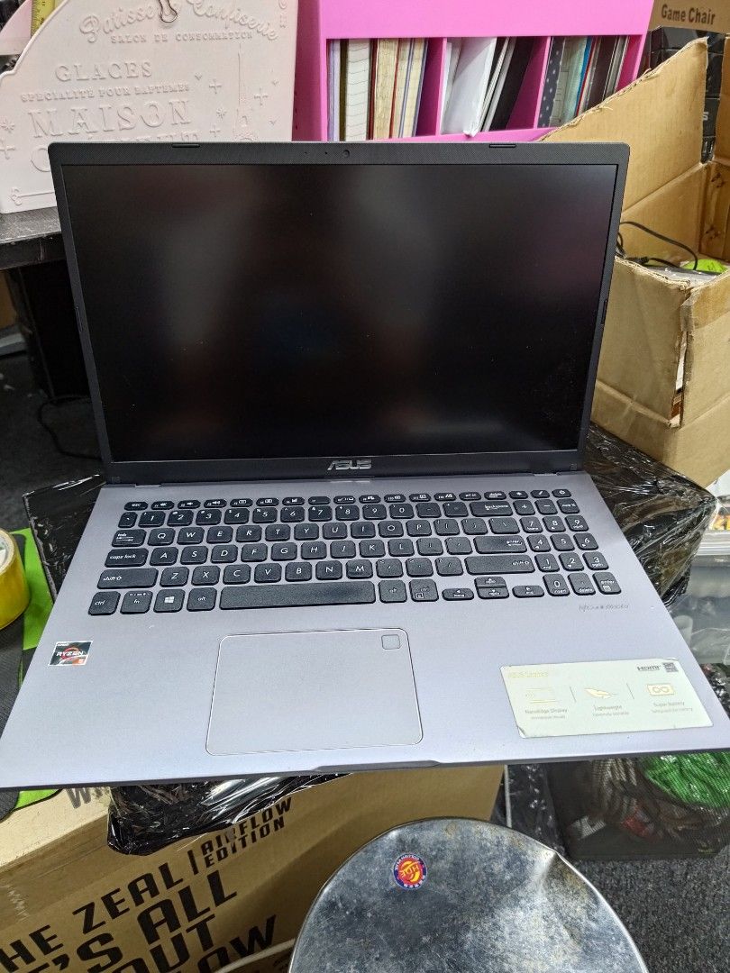 Asus Vivobook 15 | Ryzen 5 | 12gb ram | 512gb ssd | 15.6" FHD | 3 month ...