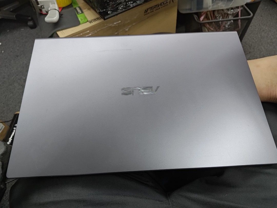 Asus Vivobook 15 | Ryzen 5 | 12gb ram | 512gb ssd | 15.6" FHD | 3 month ...