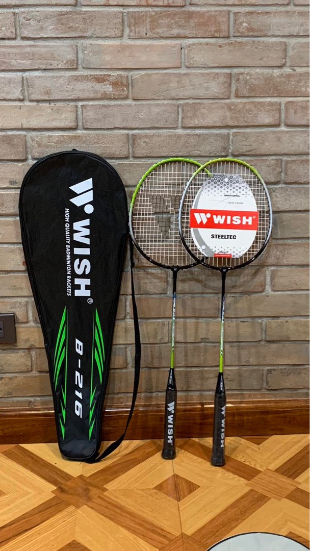 Badminton Rackets with shuttlecock and bag, Sports Equipment, Sports ...