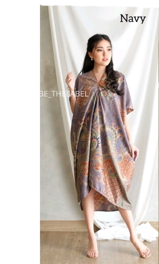 Batik dress by Hebe the label, Fesyen Wanita, Pakaian Wanita, Gaun & Rok di Carousell