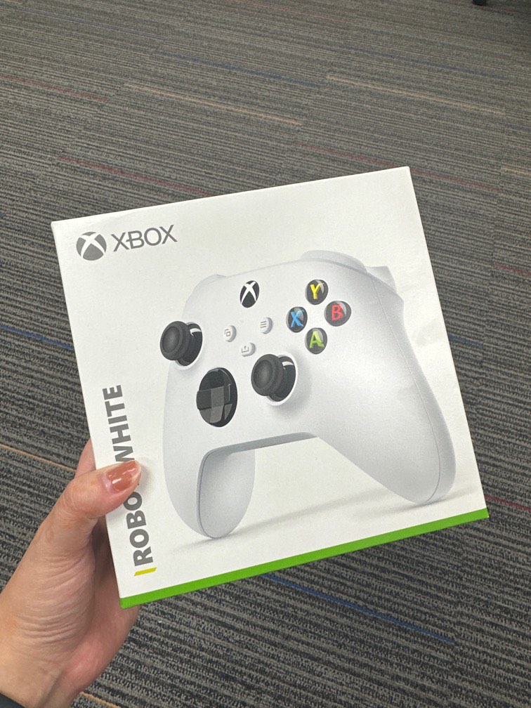 (BNIB) Xbox Robot White Wireless Controller, Video Gaming, Gaming ...
