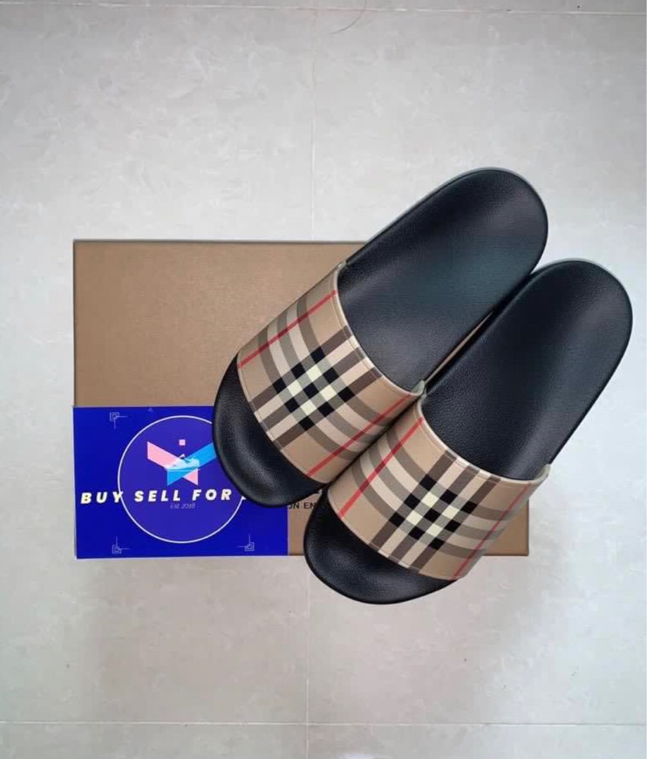 BURBERRY VINTAGE CHECKERED BLACK SLIDES, Women's Fashion, Footwear ...