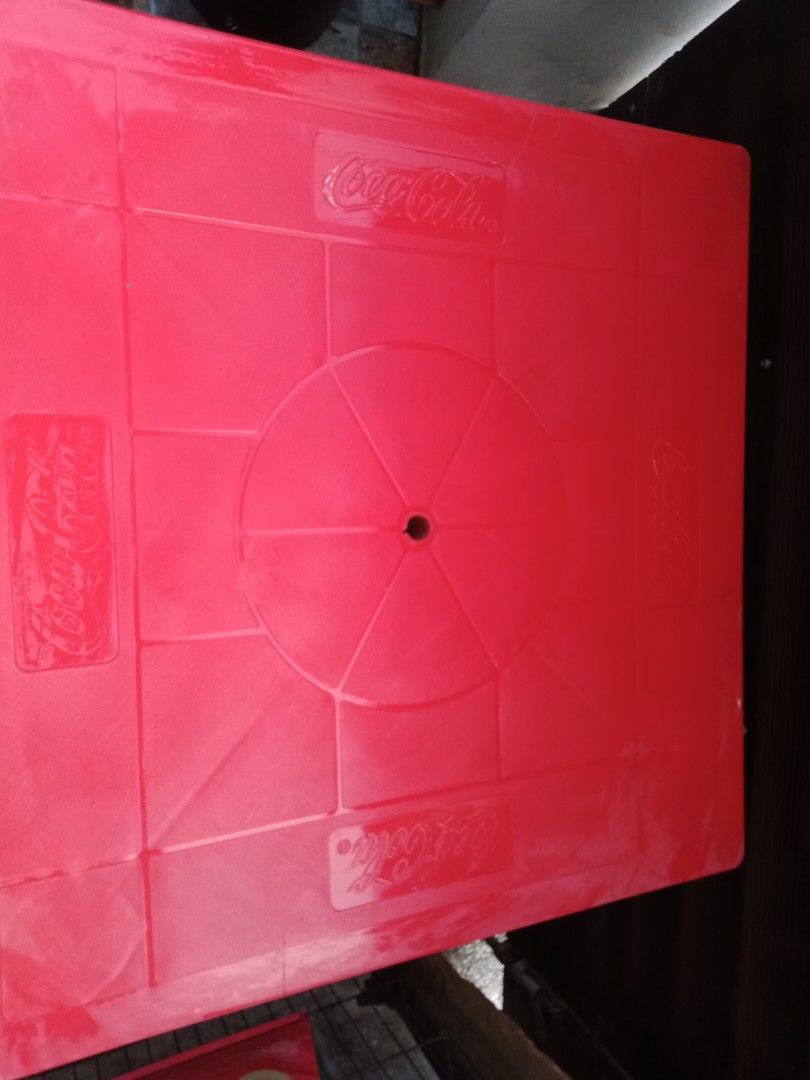 Coca cola coke table, Hobbies & Toys, Memorabilia & Collectibles ...