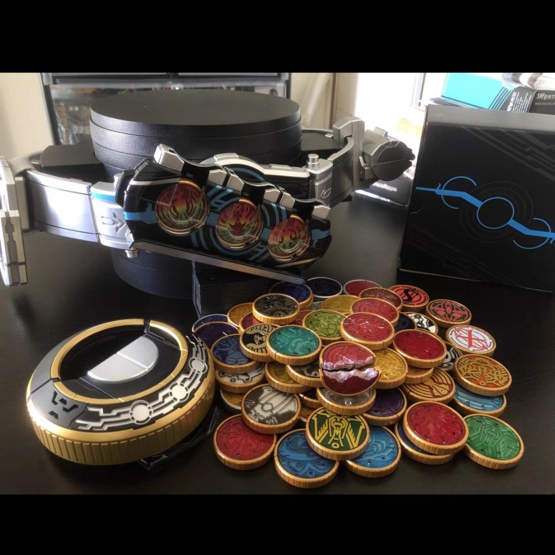 DX/CSM Kamen Rider Display Daiza, Bulletin Board, Preorders on Carousell