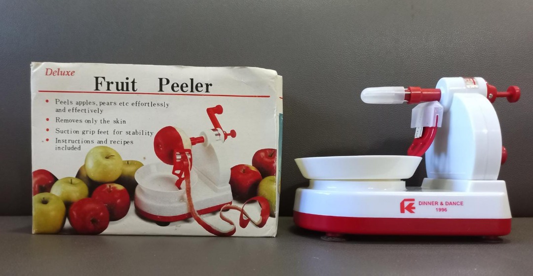 Fruit peeler - Fun way to peel your apples and pears, TV & Home ...
