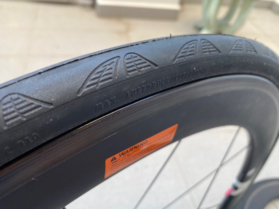 Giant SLR1 55mm Aero Carbon Rim Brake wheelset ( w tires and cassette ...