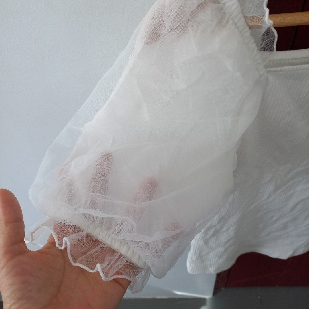 GU JAPAN TOP (uniqlo), Women's Fashion, Tops, Blouses on Carousell