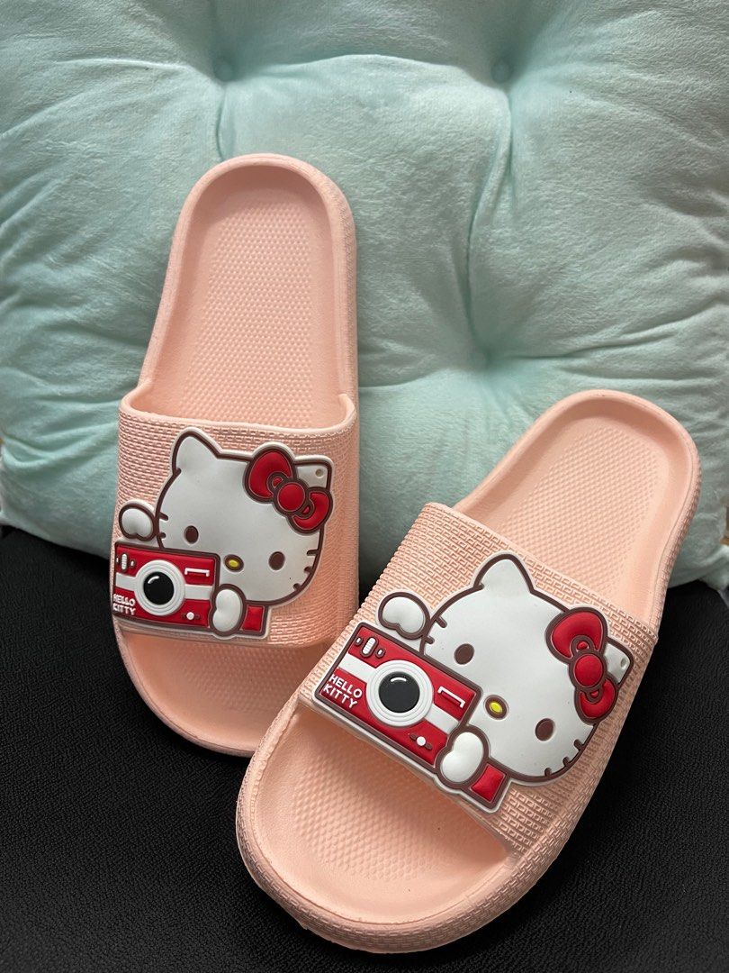 Hello Kitty Slides, Women's Fashion, Footwear, Slippers and slides on ...