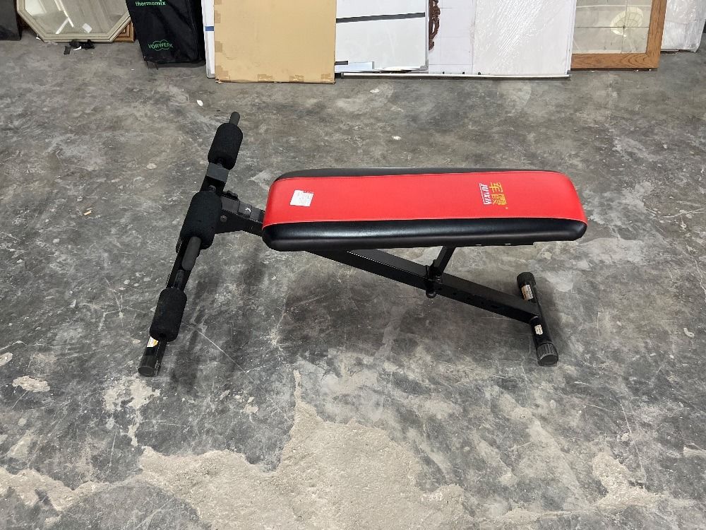 Incline Adjustable Workout Bench Red Colour / Warna Merah Bangku ...