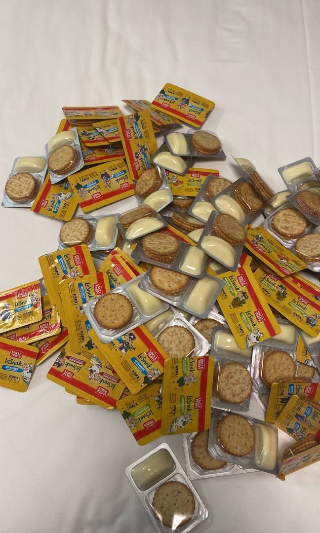 Le snack dip and cracker Australia snack, Food & Drinks, Packaged ...