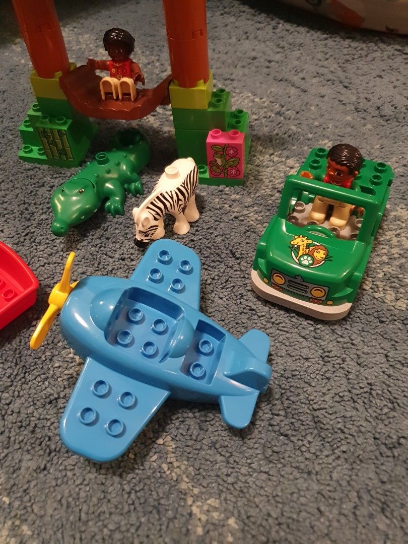 Lego Duplo jungle and zoo set with plane, Hobbies & Toys, Toys & Games ...