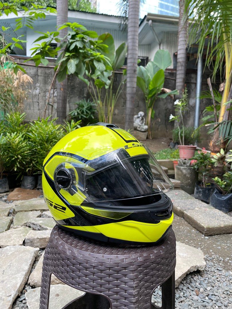 LS2 Modular Helmet FF325, Motorbikes, Motorbike Parts & Accessories ...