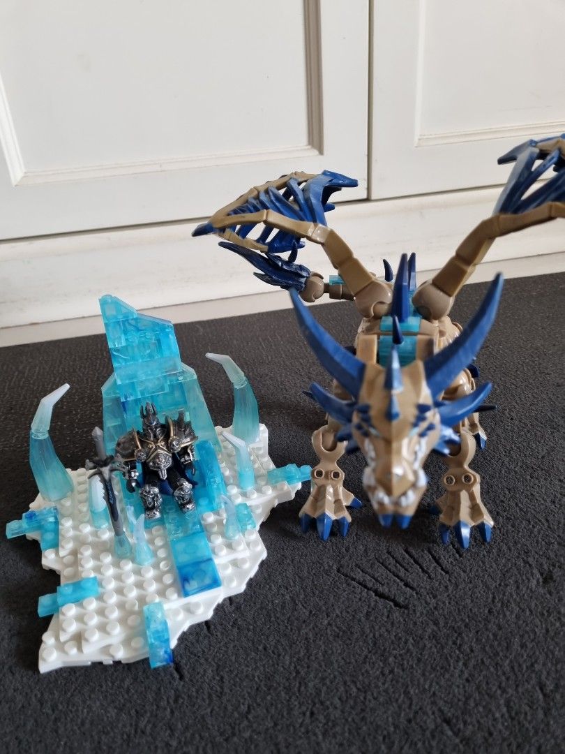 Mega Bloks World of Warcraft Sindragosa & The Lich King, Hobbies & Toys ...
