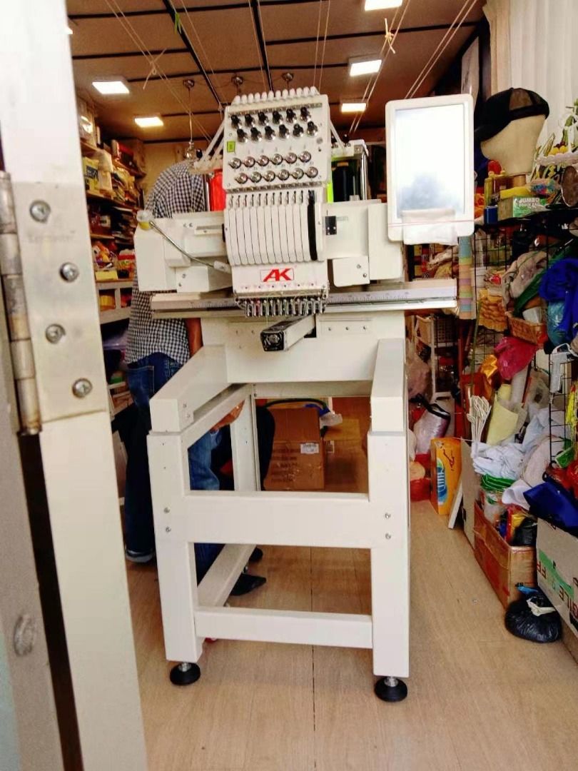 Mesin Sulam Berkomputer Automatik Industry -12 Jarum, Services, Others ...