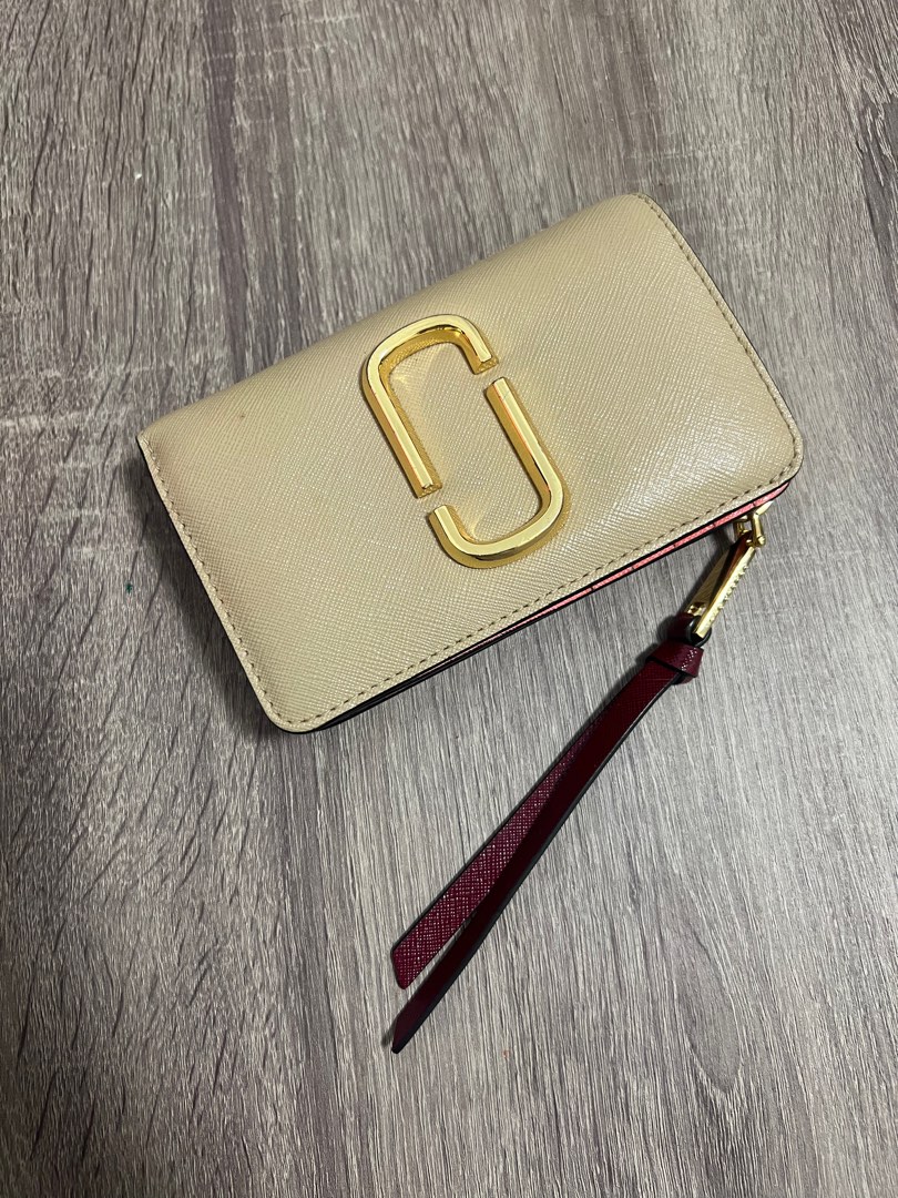 MJ Snapwallet, Luxury, Bags & Wallets on Carousell