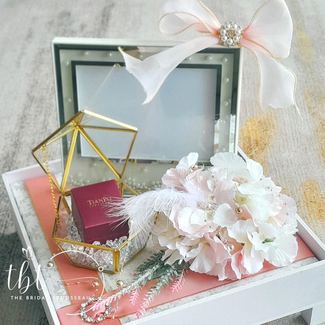 Modern Wedding Gift Trays/ Dulang Hantaran, Hobbies & Toys, Stationery ...