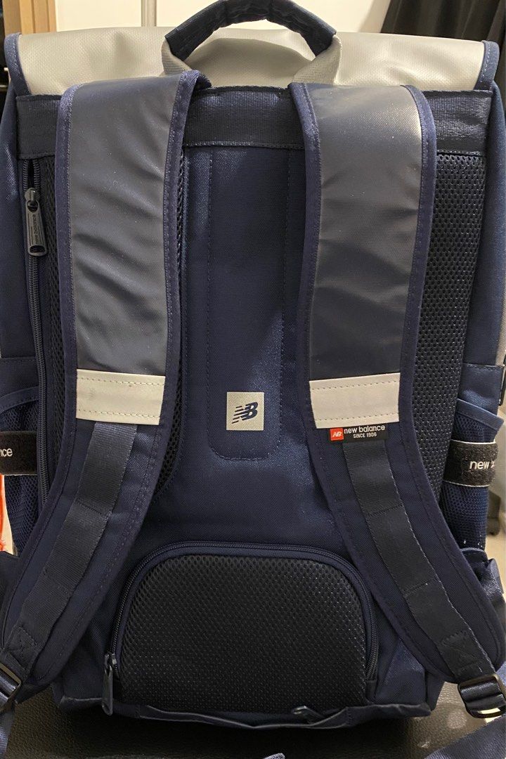 New Balance Backpack, 男裝, 袋, 背包 - Carousell