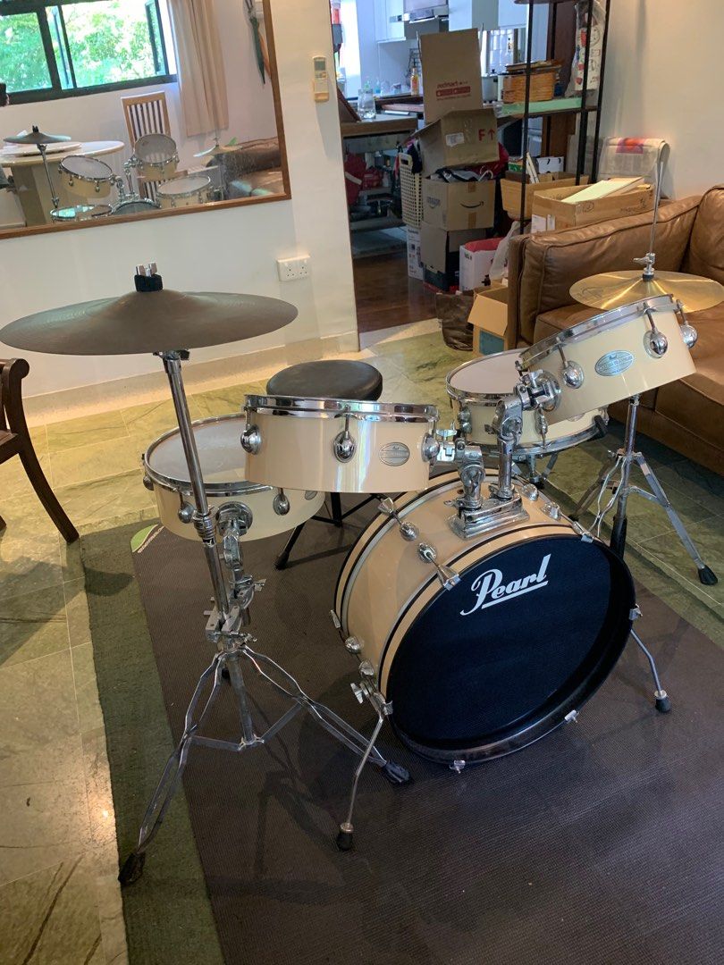 Pearl traveler drum set, Hobbies & Toys, Music & Media, Musical ...