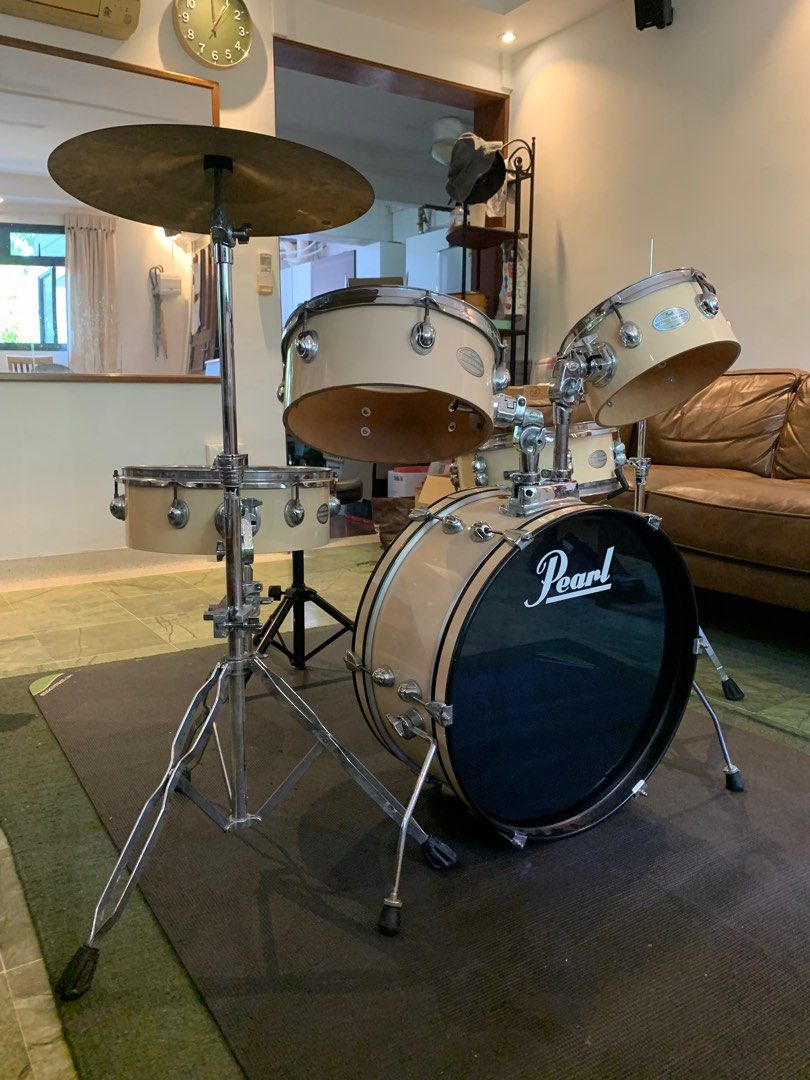 Pearl traveler drum set, Hobbies & Toys, Music & Media, Musical ...