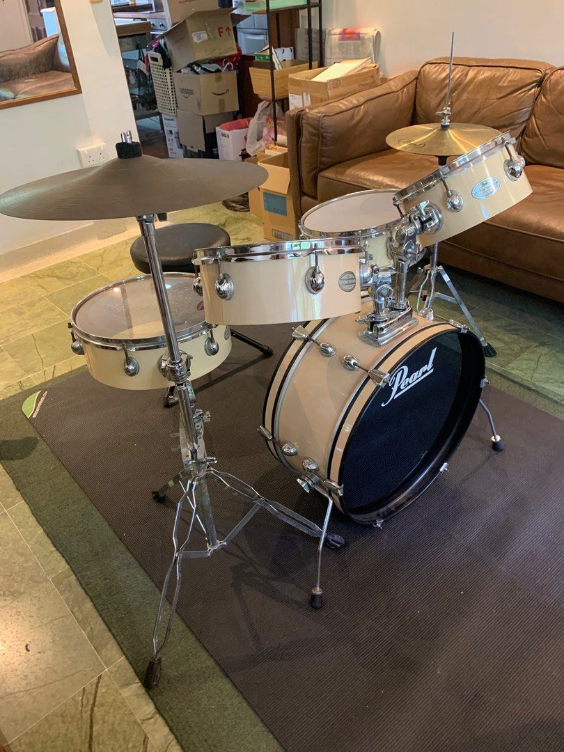 Pearl traveler drum set, Hobbies & Toys, Music & Media, Musical ...