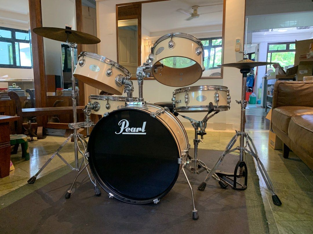 Pearl traveler drum set, Hobbies & Toys, Music & Media, Musical ...