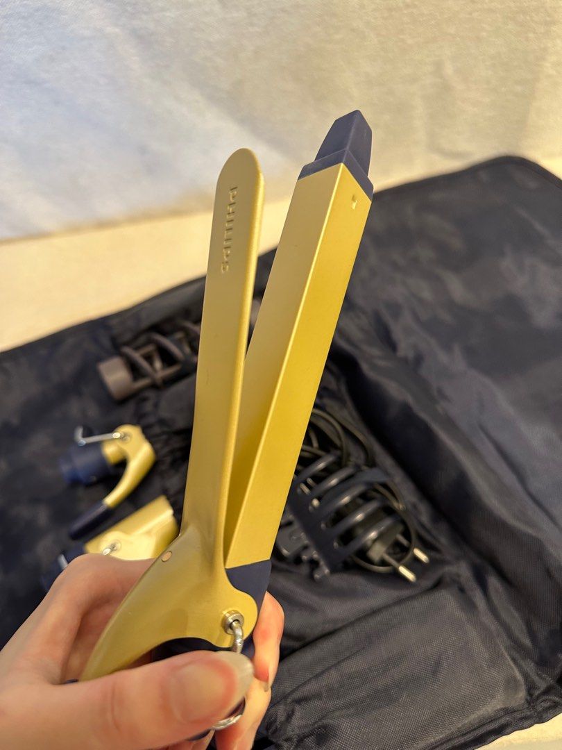 Philips Hair Styling set, Beauty & Personal Care, Hair on Carousell