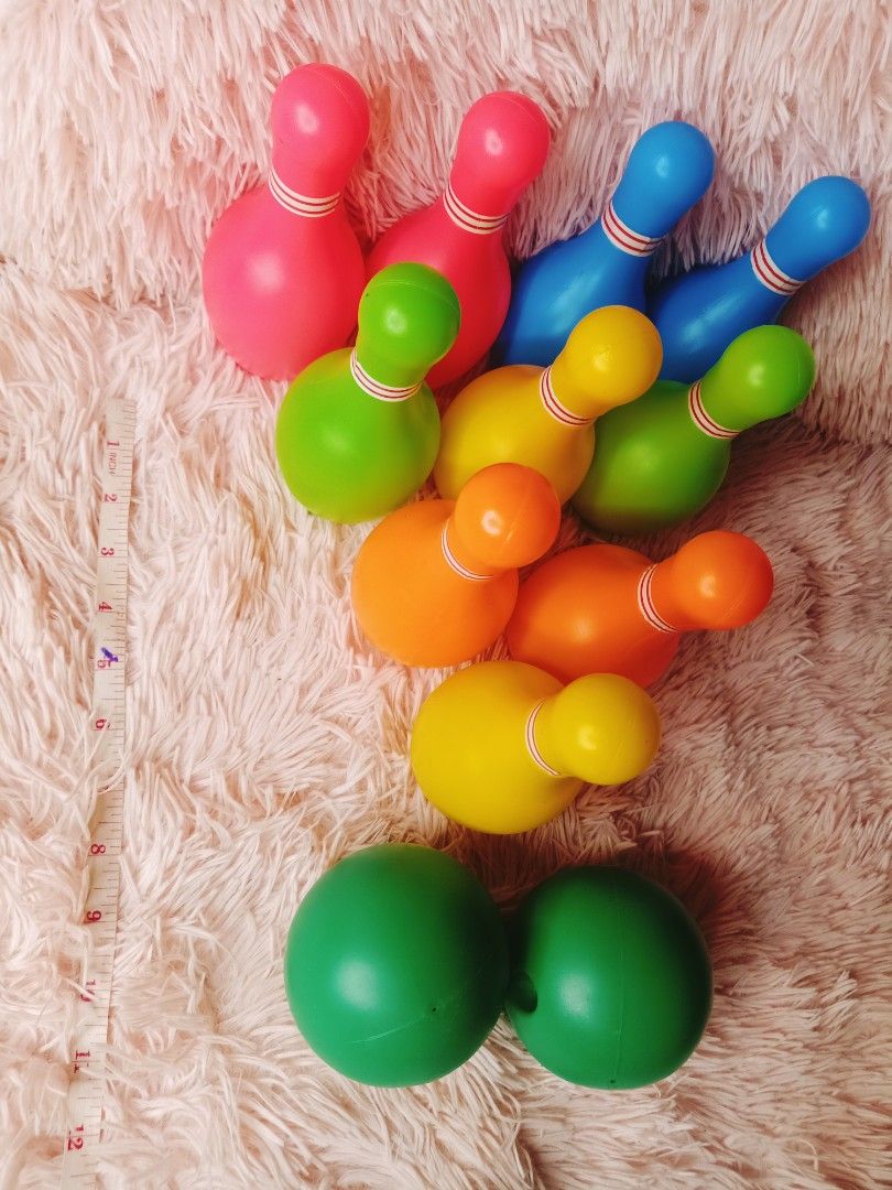 (Plastic)Bowling Set, Hobbies & Toys, Toys & Games on Carousell