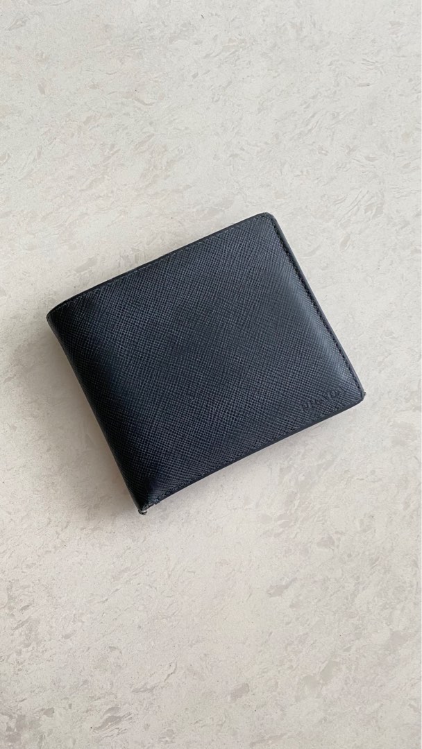 Prada bifold wallet men black, Fesyen Pria, Tas & Dompet , Dompet di ...