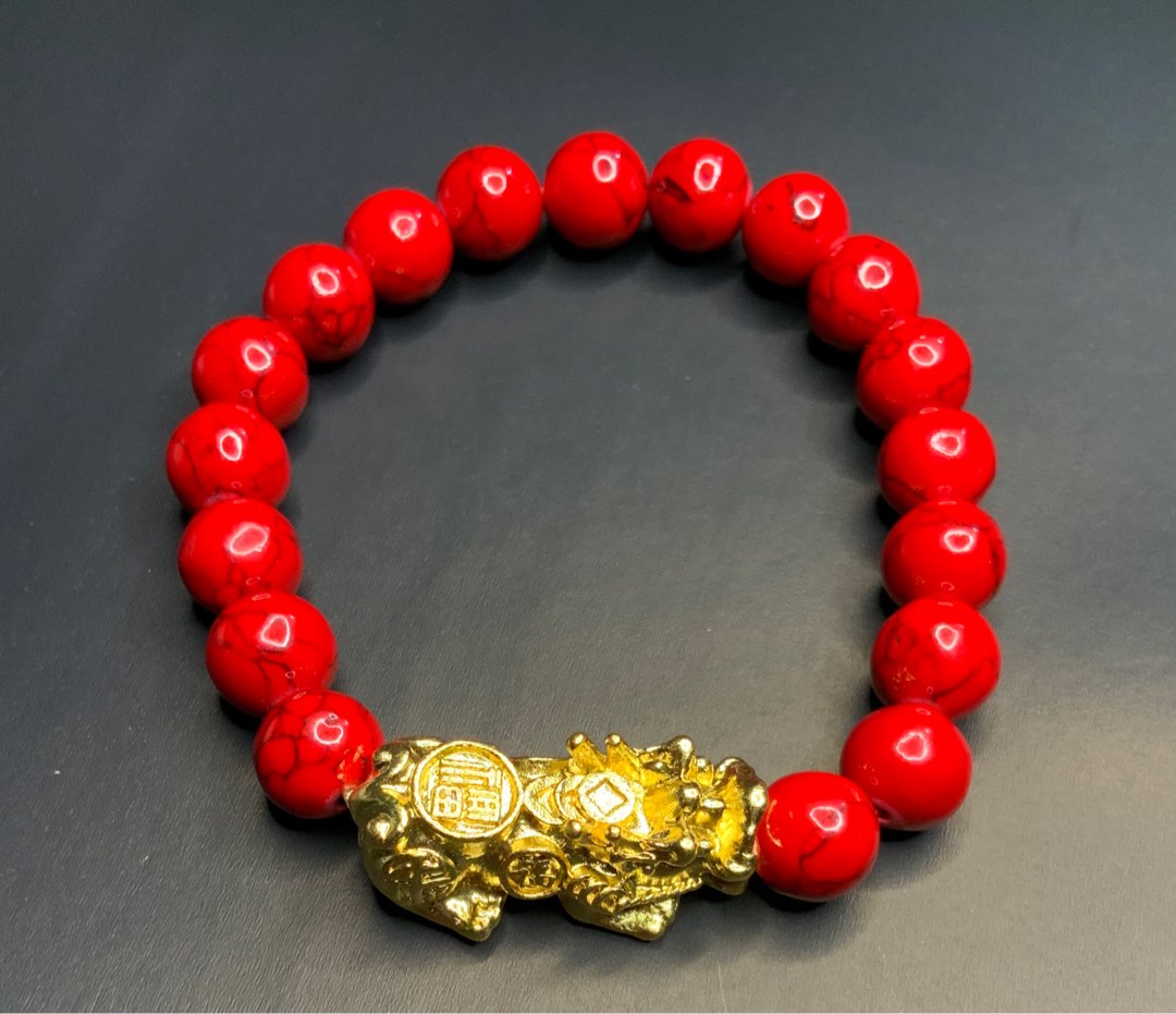 Red Corale Pixiu, Women's Fashion, Jewelry & Organizers, Bracelets on ...