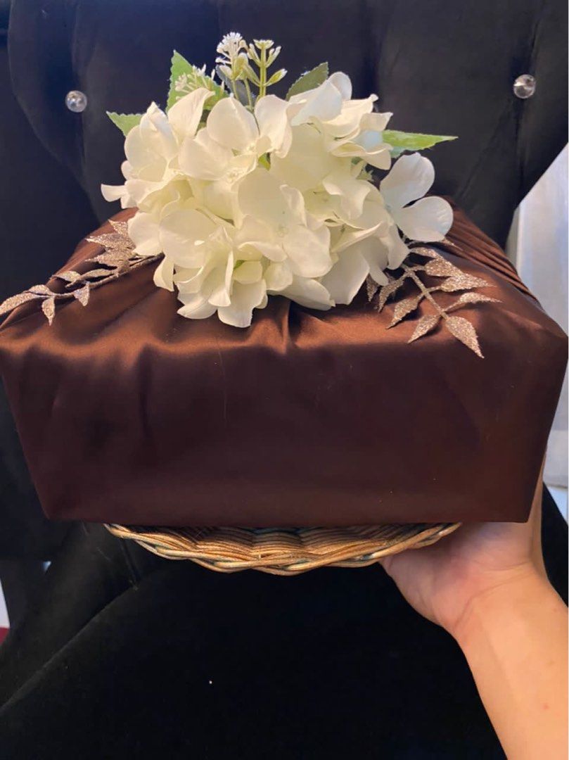 Sewa dulang hantaran, Hobbies & Toys, Stationery & Craft, Occasions ...