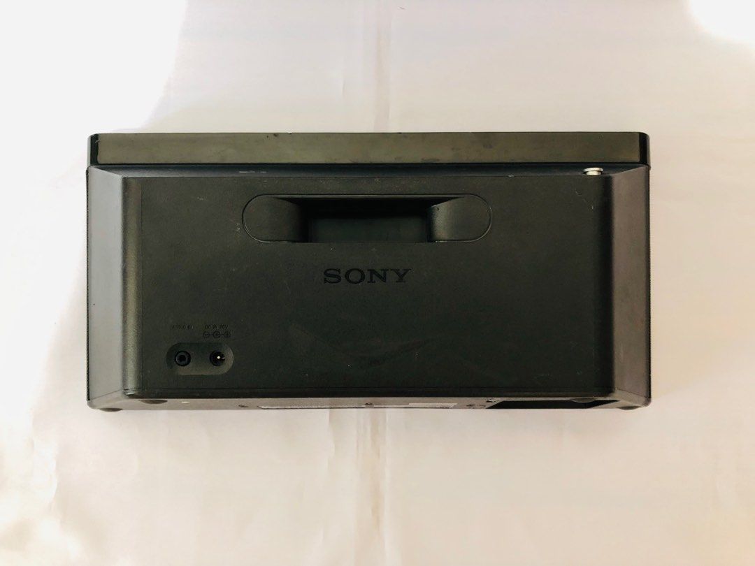 Sony personal audio dock system RDP-XF100iP radio ipod dock aux/audio ...