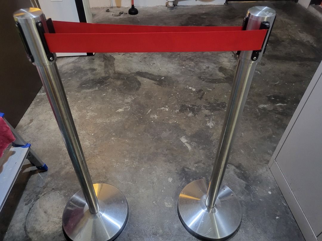 Standing Queue Pole, Furniture & Home Living, Outdoor Furniture on ...