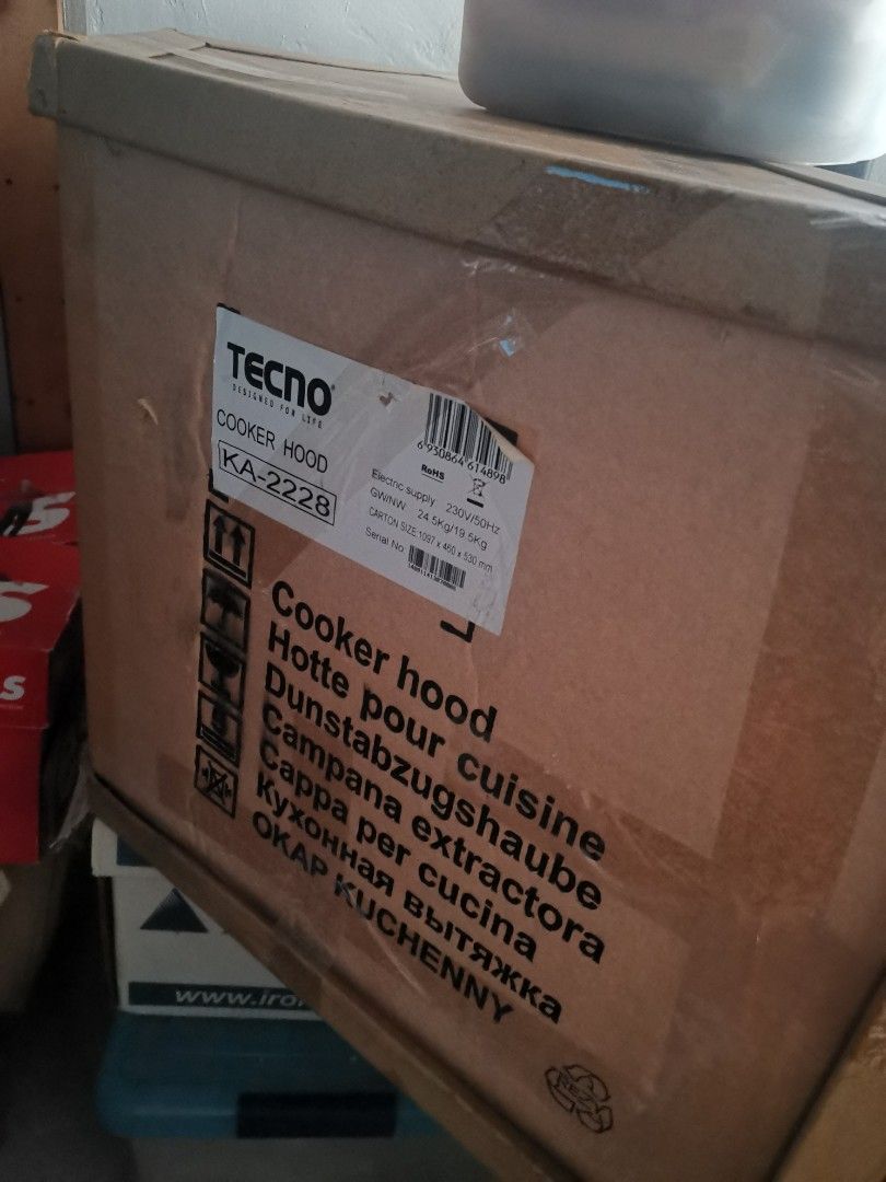 Tecno Chimney Fume Hood with LED Touch Sensor Control, TV & Home ...