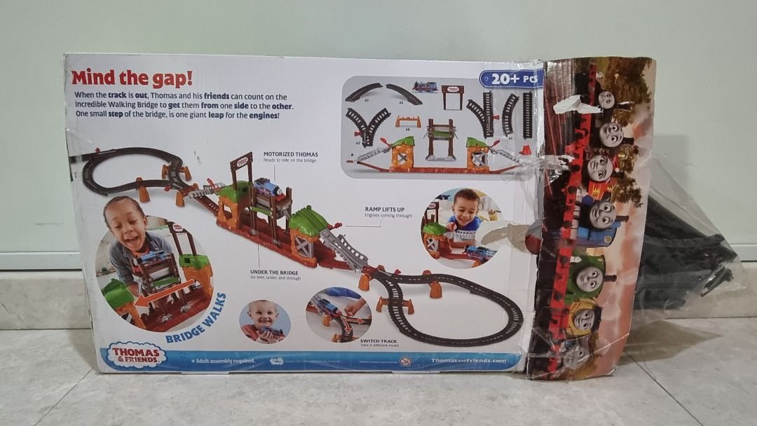 Thomas & Friends - Walking Bridge Train Playset, Hobbies & Toys, Toys ...