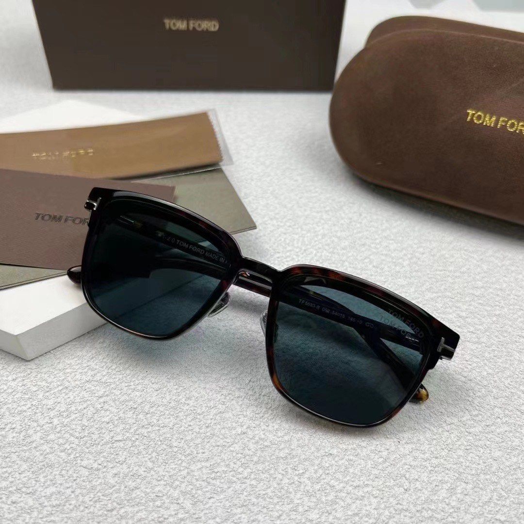 Tom Ford TF5683-B, Men's Fashion, Watches & Accessories, Sunglasses ...
