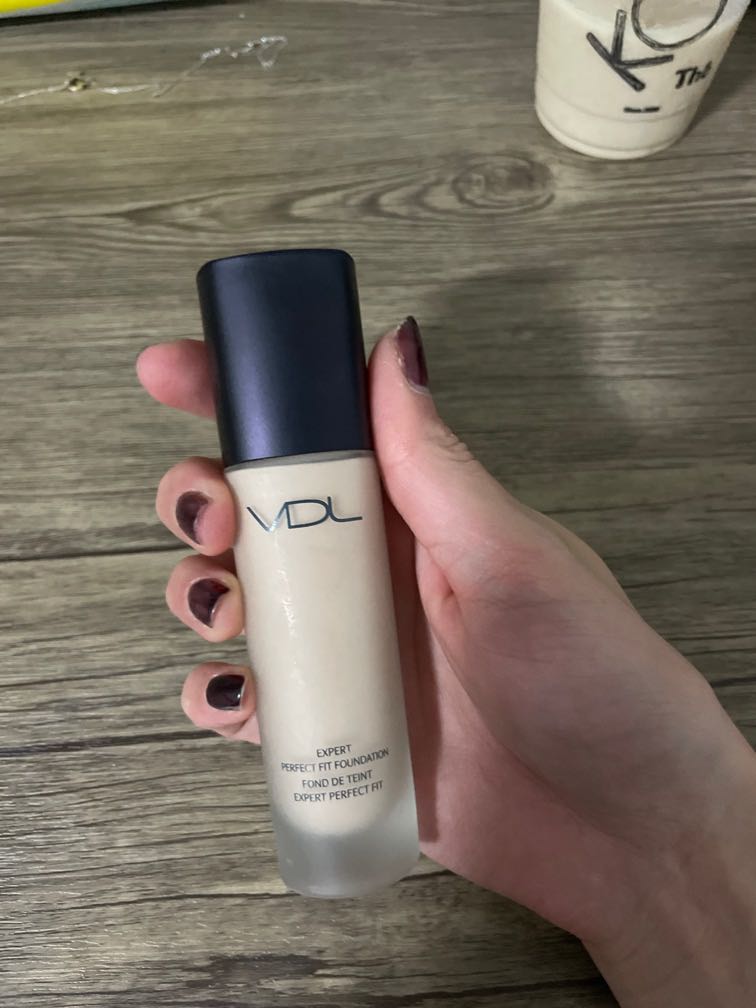 VDL foundation, Beauty & Personal Care, Face, Makeup on Carousell