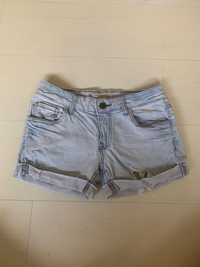 Zara White-washed Maong/Jeans Shorts, Women's Fashion, Bottoms, Shorts ...