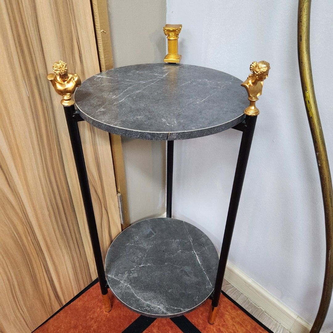 31xH60 Shelf H45 cm Gold Statue Black Lamimate Metal Shelving With ...