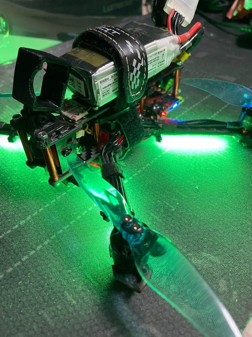 4 inch FPV drone, Hobbies & Toys, Toys & Games on Carousell