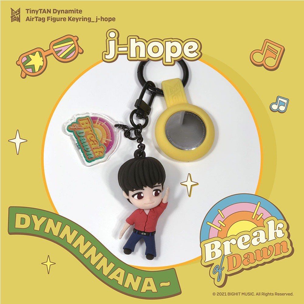 BTS OFFICIAL Dynamite TinyTAN Figure Keychain Airtag Keyring, Hobbies & Toys, Memorabilia ...