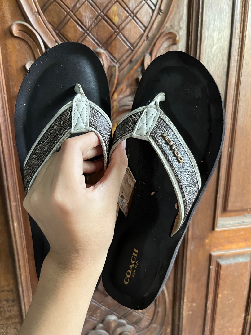 Coach Slippers/Sandals, Women's Fashion, Footwear, Flats & Sandals on ...