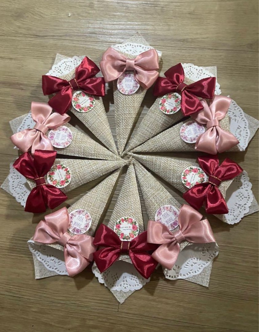 Cone/pouch bunga rampai, Hobbies & Toys, Stationery & Craft, Flowers ...