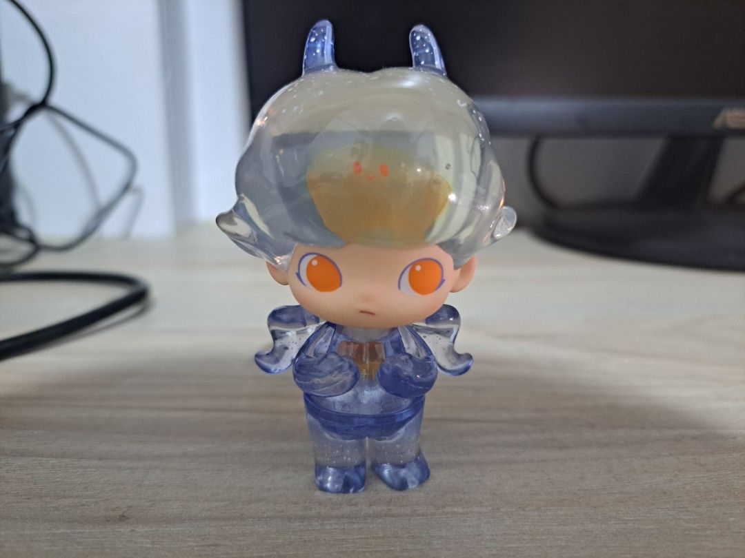 dimoo aquarium sea butterfly, Hobbies & Toys, Toys & Games on Carousell